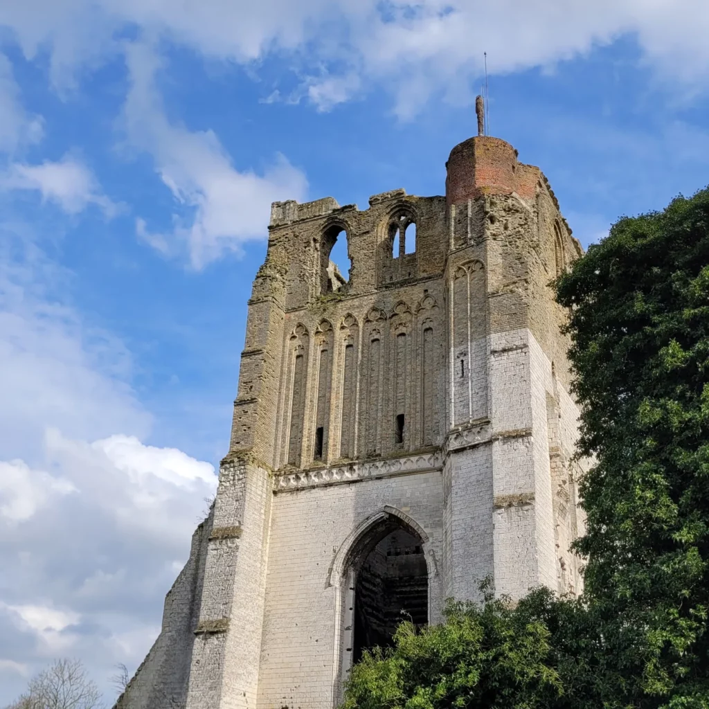 Visites guidées des fortifications et de l’abbaye de Watten – Watten